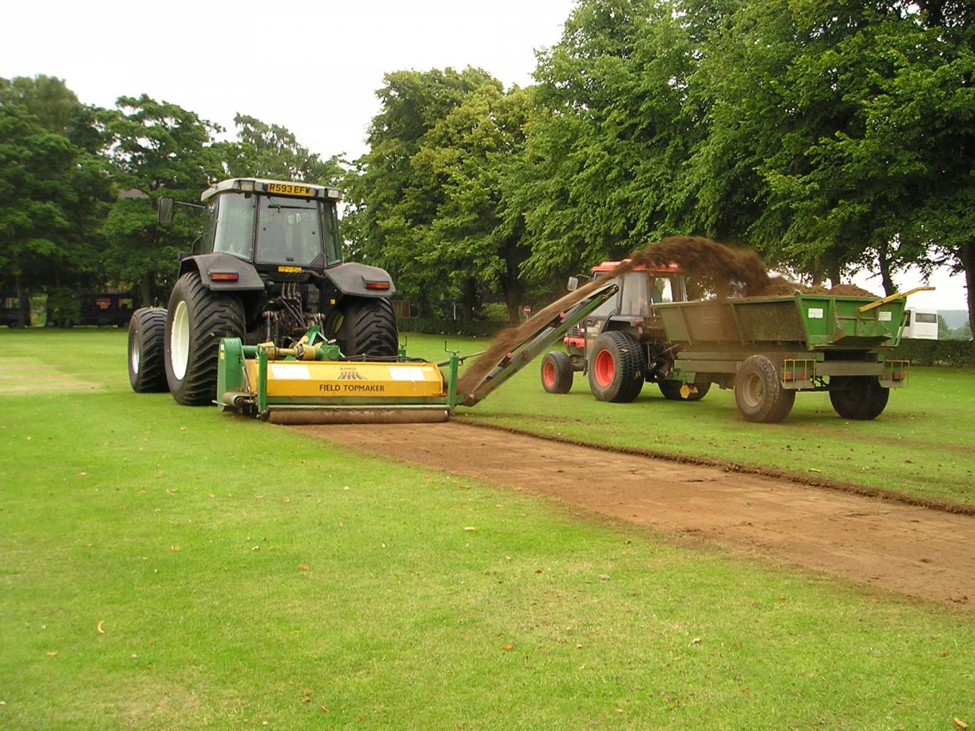 Koro Field Top Maker | Fineturf