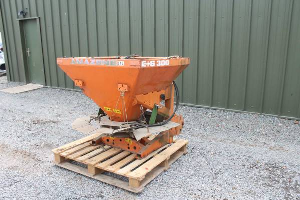 Spreaders