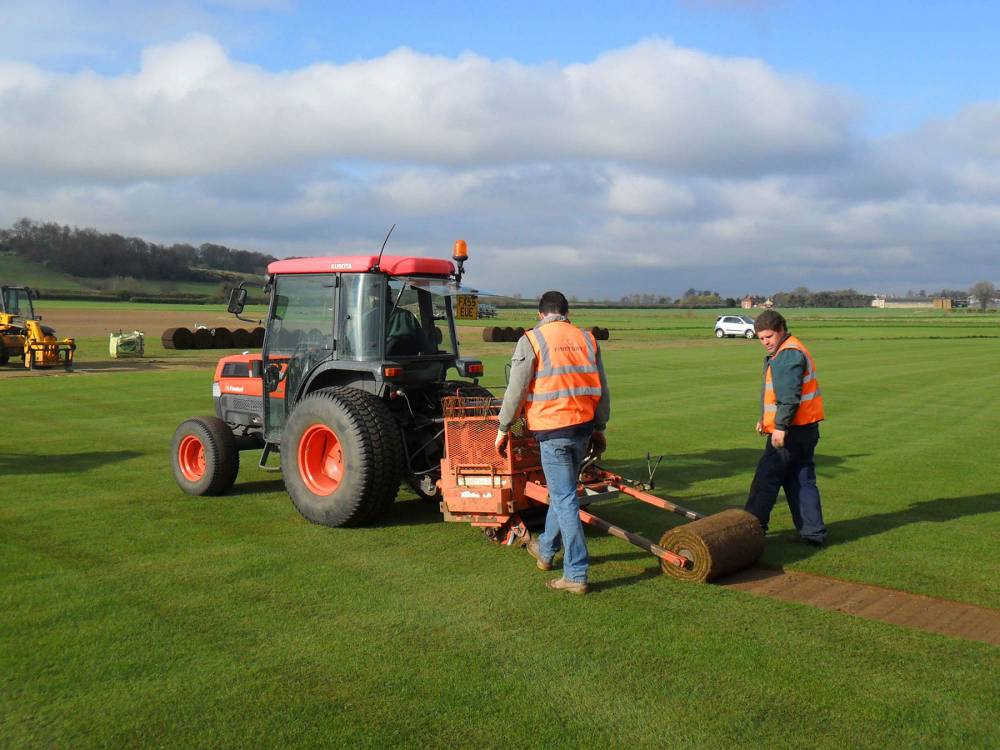 Big Roll Turf Harvester | Fineturf