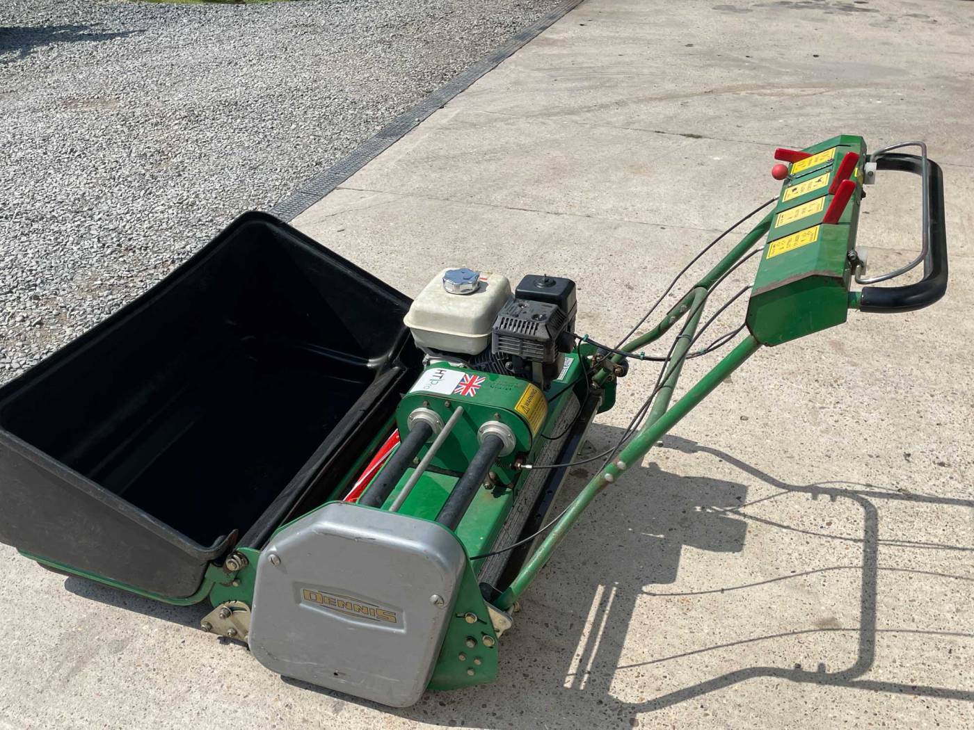 Dennis G860 Pedestrian Cylinder Mower For Sale | Fineturf