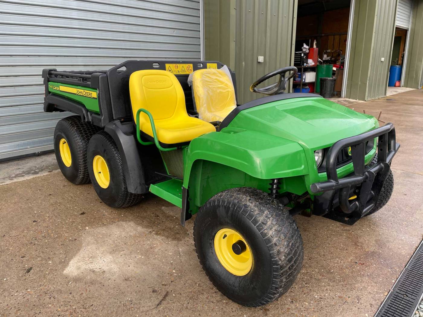 John Deere TH Gator 6x4 For Sale | Fineturf