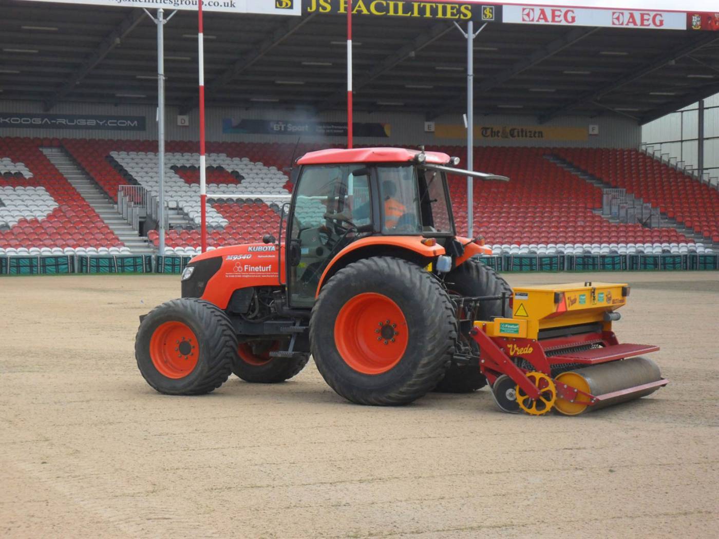 Vredo Disc Seeder | Fineturf