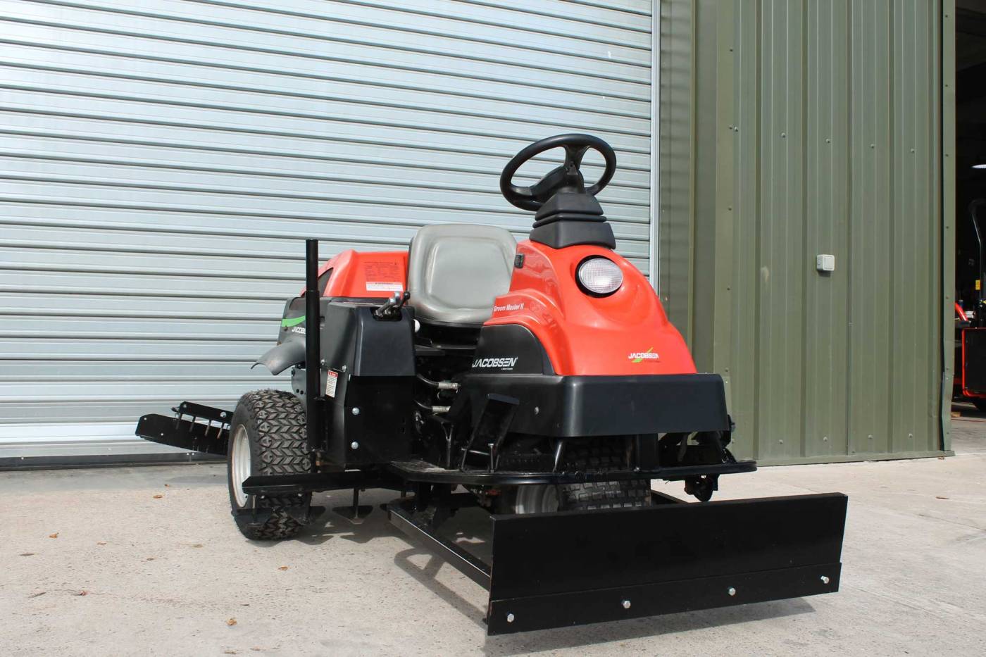 Jacobsen Groom Master II Bunker Rake | For Sale