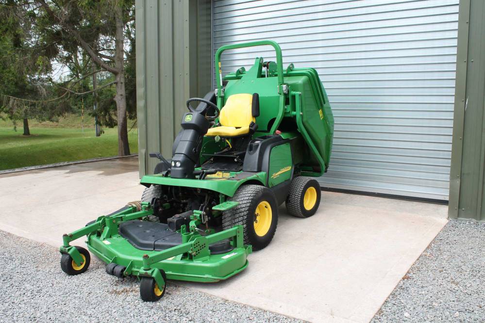 John Deere 1565 Outfront Rotary Mower for Sale