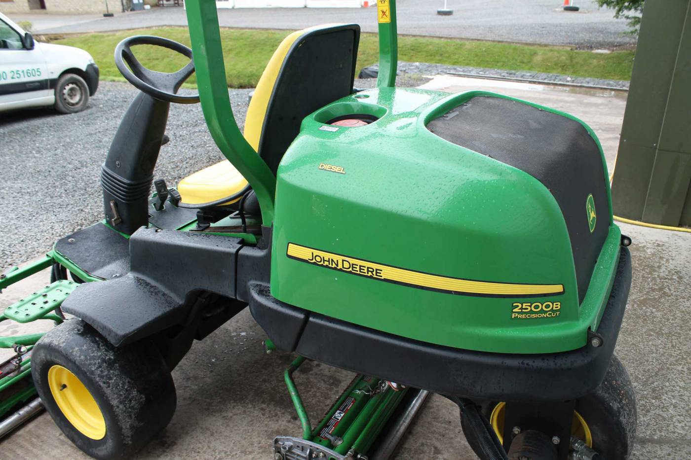 John Deere 2500B Cylinder Mower for Sale | Fineturf