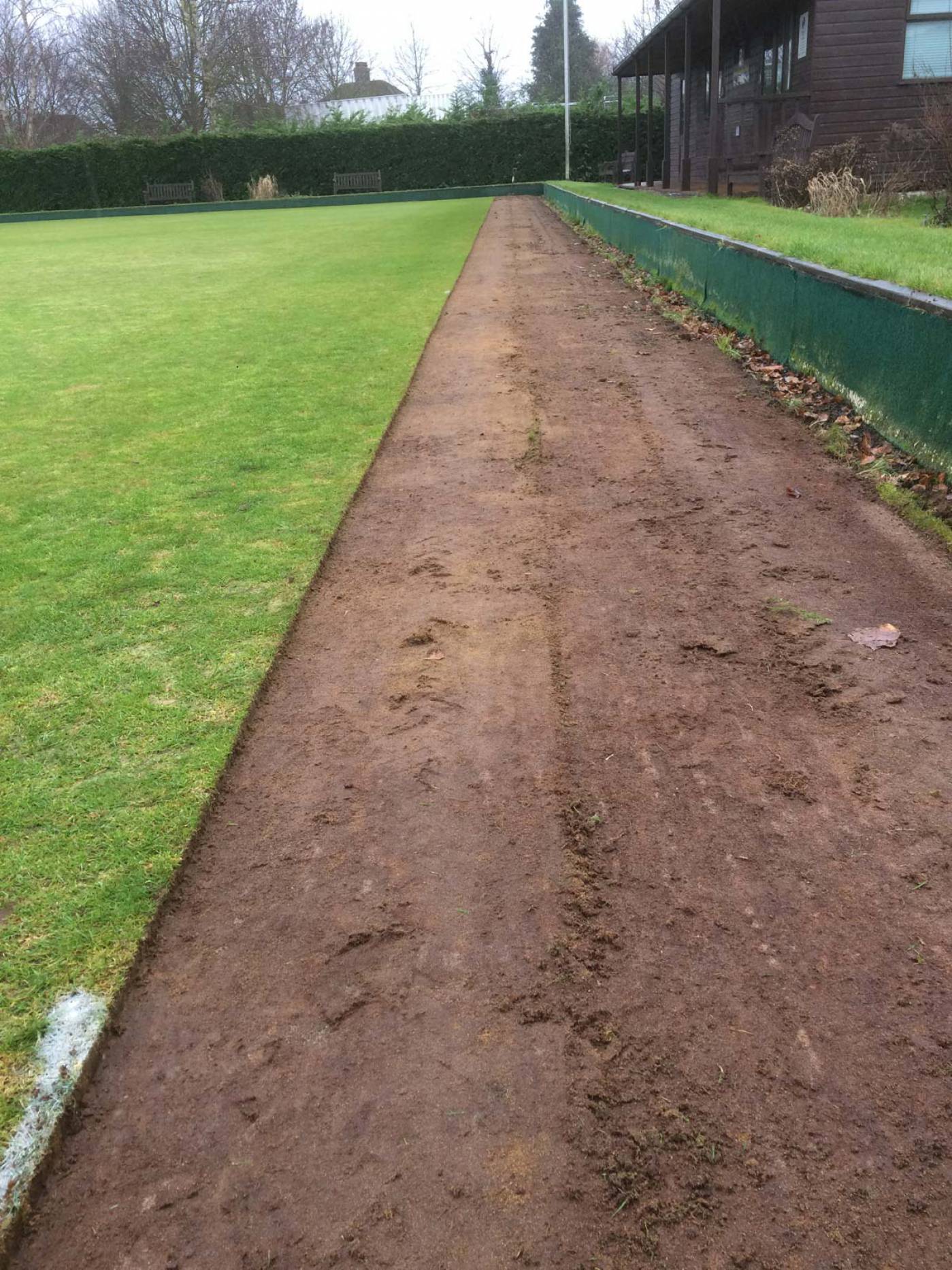 Oxford University Bowling Green Timber Edge Replacement | Fineturf
