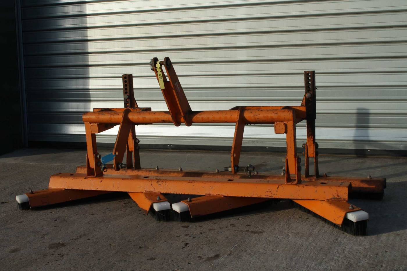 Sisis Twin Play with Zig Zag Brush